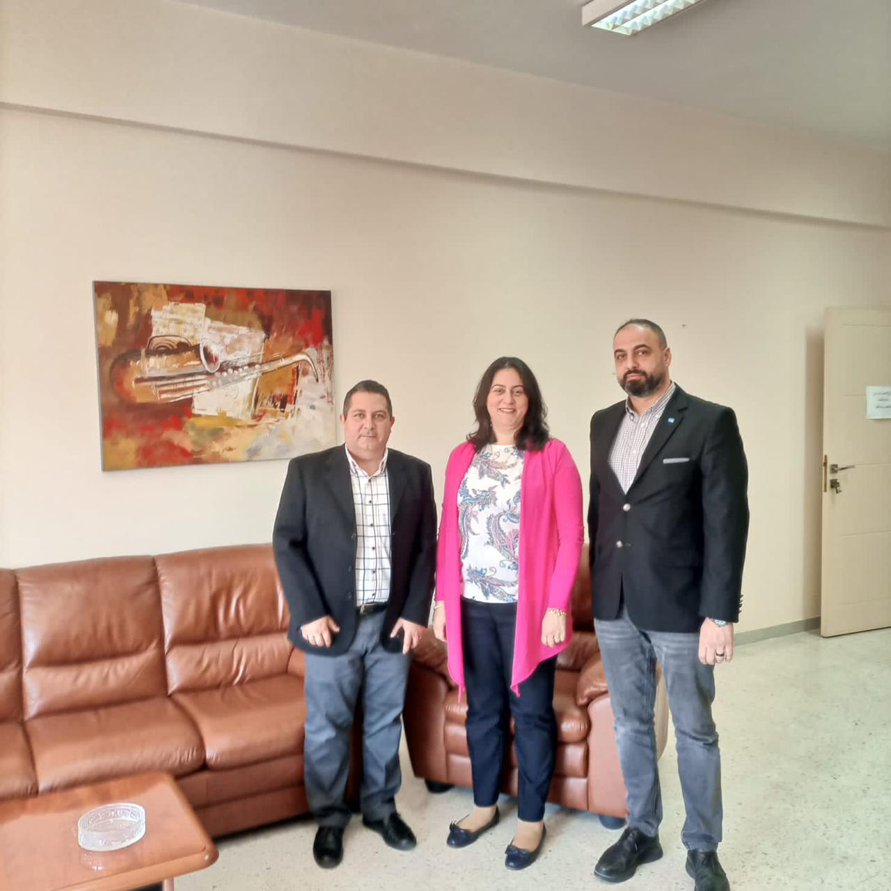 منسّق عام تيار المستقبل في صيدا والجنوب جال على مدراء كليات الجامعة ...