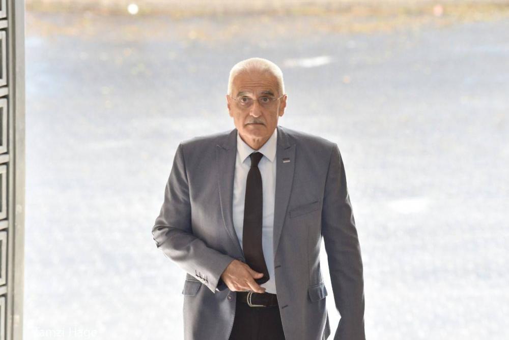 يزبك: خذوا ملياراتكم وارحلوا وليسقُط الاستعمار الجديد | نداء الوطن